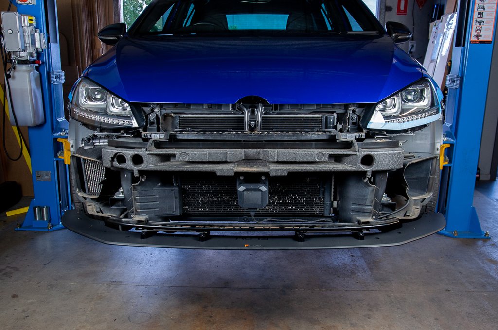 Flow Designs - MK7 Golf R Front Lip Splitter & Crossbar Mounts